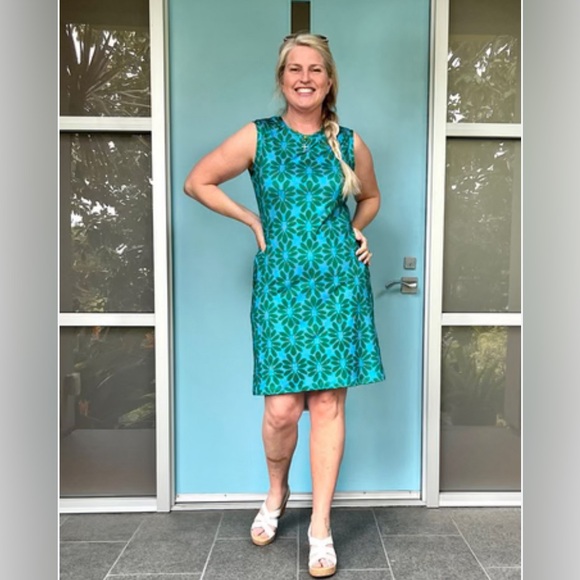 Lesley Evers | Dresses | Lesley Evers Colette Dress Wpockets Retro Flower Power M | Poshmark